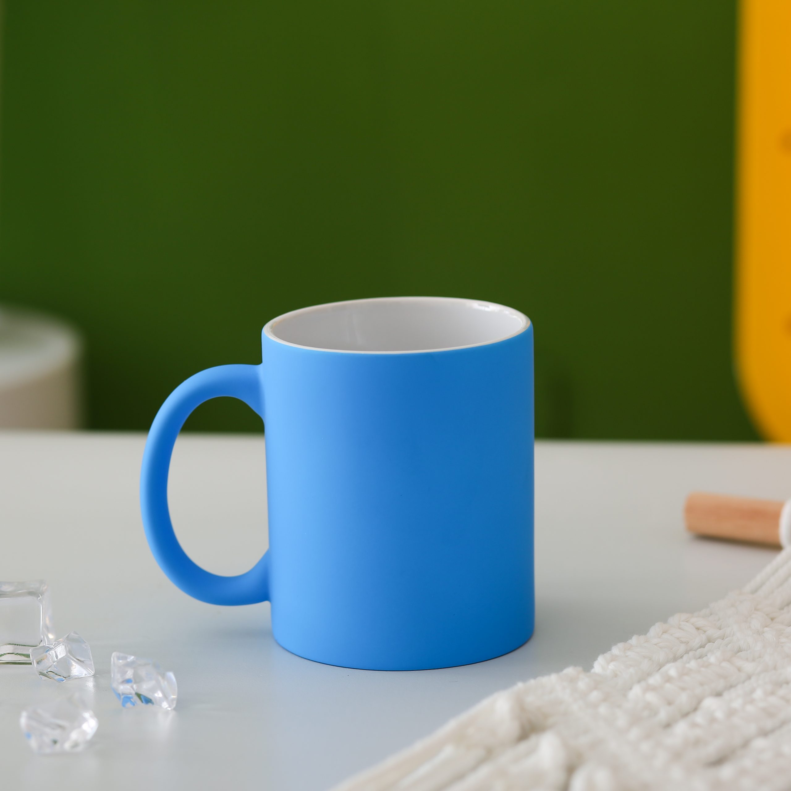 Fluorescent color ceramic cup